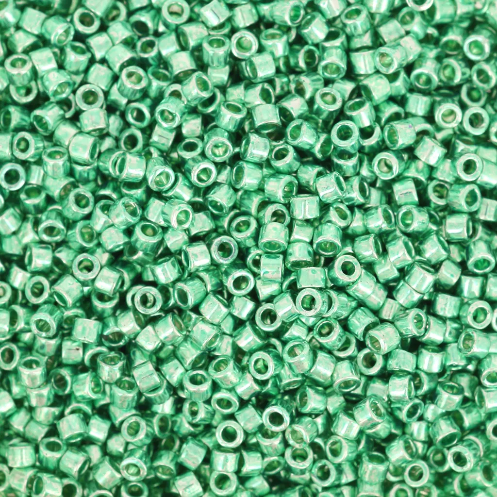 Miyuki Delica 11/0 DB0426 - Dark Mint Green Galvanized x8g - Perles & Co