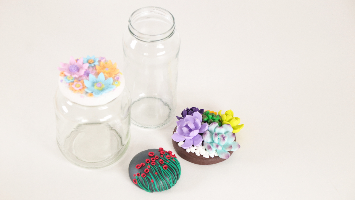 3 DIY ideas to recycle your jars with polymer clay