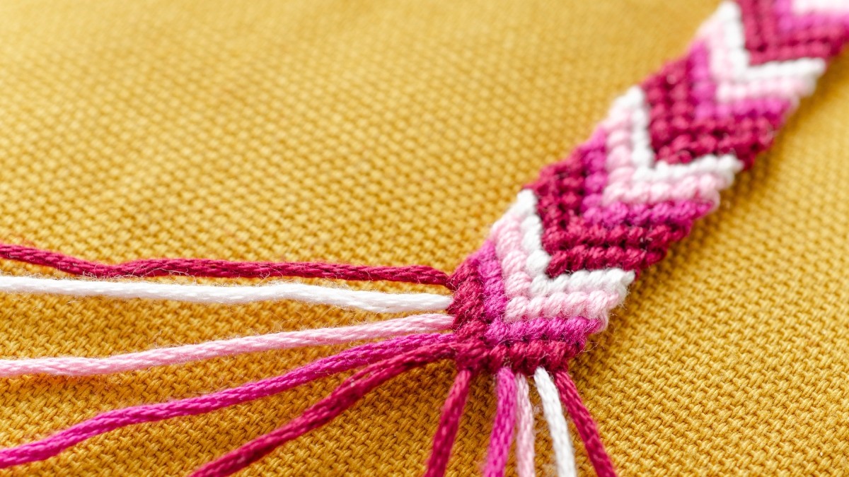 chevron pattern bracelet