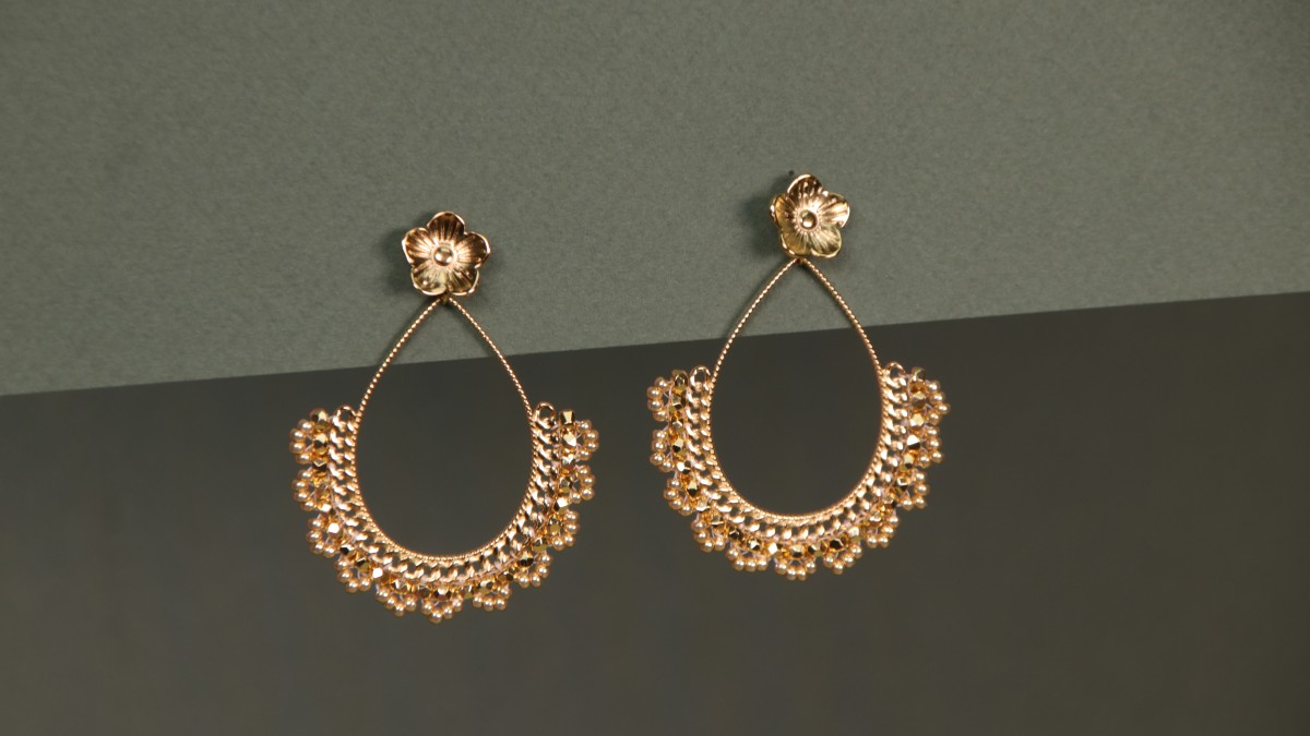 Gold drop earrings